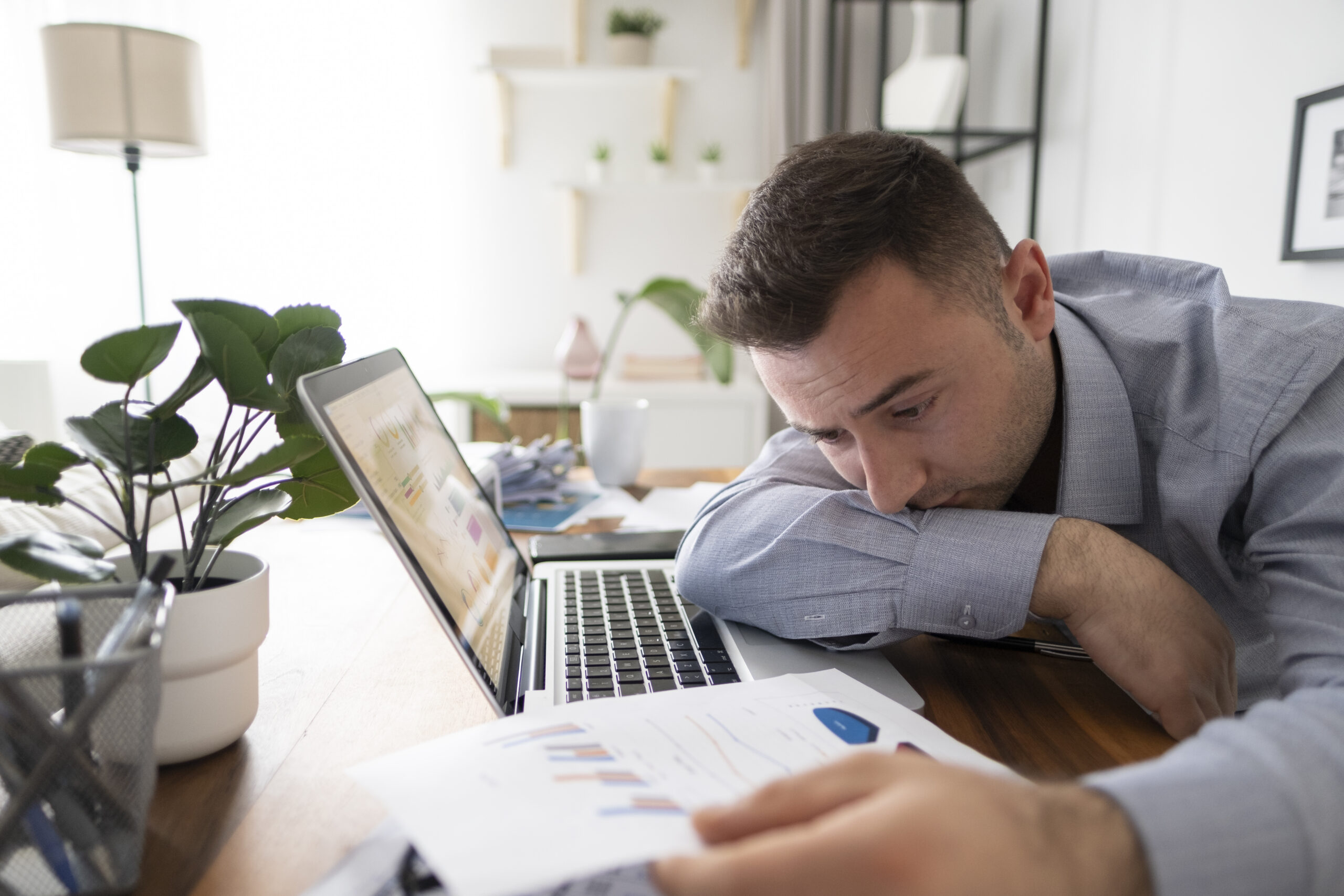Busy workdays can change digestion in small ways